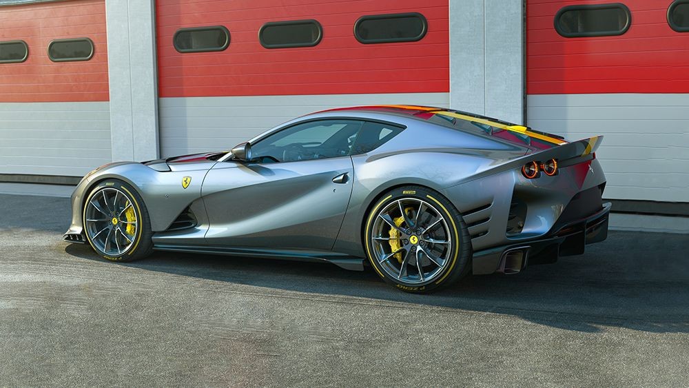 Ferrari 812 Competizione - Ferrari Beverly Hills